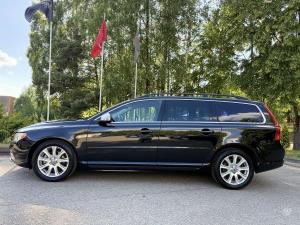 Melns Volvo V70 2010 Kazlų Rūda, ar dzinēja tilpumu 2.00 L un nobraukumu 287 tūkst. km par 3999 €, foto 5 vietnē AUTOMOTO.COM.LV