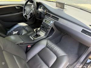Melns Volvo V70 2010 Kazlų Rūda, ar dzinēja tilpumu 2.00 L un nobraukumu 287 tūkst. km par 3999 €, foto 13 vietnē AUTOMOTO.COM.LV