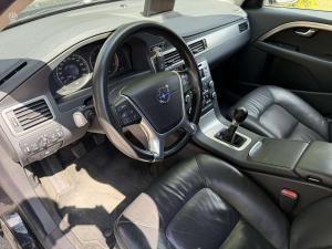 Melns Volvo V70 2010 Kazlų Rūda, ar dzinēja tilpumu 2.00 L un nobraukumu 287 tūkst. km par 3999 €, foto 14 vietnē AUTOMOTO.COM.LV