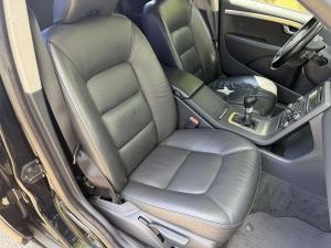 Melns Volvo V70 2010 Kazlų Rūda, ar dzinēja tilpumu 2.00 L un nobraukumu 287 tūkst. km par 3999 €, foto 16 vietnē AUTOMOTO.COM.LV