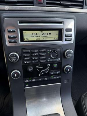 Melns Volvo V70 2010 Kazlų Rūda, ar dzinēja tilpumu 2.00 L un nobraukumu 287 tūkst. km par 3999 €, foto 17 vietnē AUTOMOTO.COM.LV