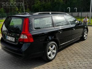 Черный Вольво В70 2010 в Краслава, объемом двигателя 2.40 л и пробегом 259 тыс. км за 4100 €, фото 6 на AUTOMOTO.COM.LV