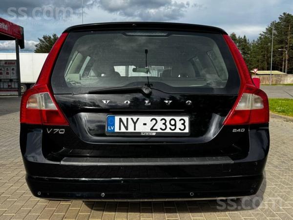 Черный Вольво В70 2010 в Краслава, объемом двигателя 2.40 л и пробегом 259 тыс. км за 4100 €, фото 10 на AUTOMOTO.COM.LV