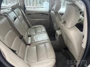 Черный Вольво В70 2010 в Краслава, объемом двигателя 2.40 л и пробегом 259 тыс. км за 4100 €, фото 13 на AUTOMOTO.COM.LV