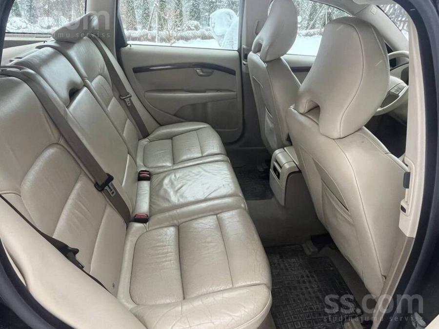 Черный Вольво В70 2010 в Краслава, объемом двигателя 2.40 л и пробегом 259 тыс. км за 4100 €, фото 13 на AUTOMOTO.COM.LV