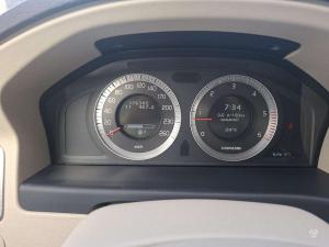 Black Volvo V70 2010 in Vilnius, with an engine capacity of 2.40 L and mileage of 376 thousand km for 4050 €, photo 17 on AUTOMOTO.COM.LV