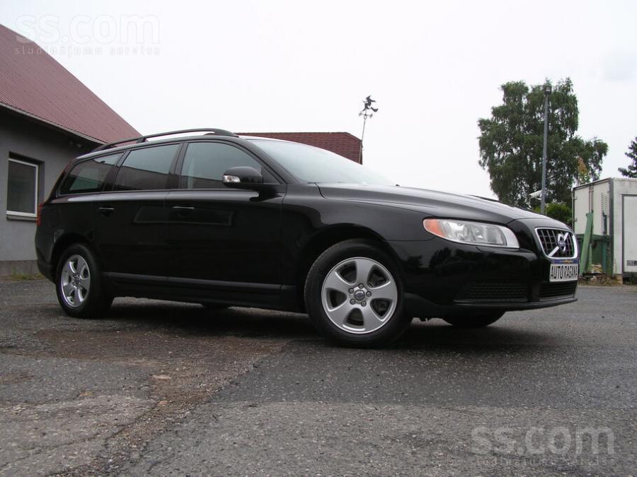 Black Volvo V70 2010 in Riga, with an engine capacity of 2.00 L and mileage of 0 thousand km for 6250 €, photo 2 on AUTOMOTO.COM.LV