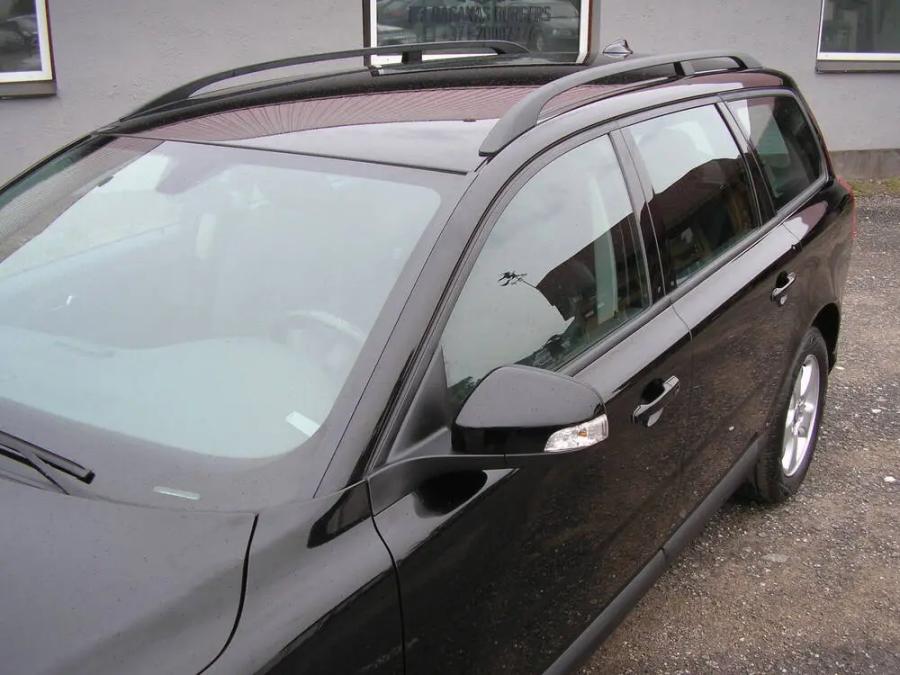 Melns Volvo V70 2010 Sigulda, ar dzinēja tilpumu 2.00 L un nobraukumu 276 tūkst. km par 6250 €, foto 14 vietnē AUTOMOTO.COM.LV
