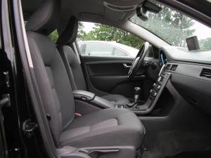 Melns Volvo V70 2010 Sigulda, ar dzinēja tilpumu 2.00 L un nobraukumu 276 tūkst. km par 6250 €, foto 24 vietnē AUTOMOTO.COM.LV