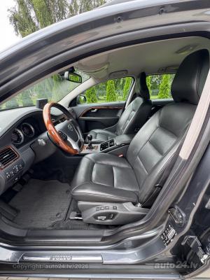 Melns Volvo V70 2010 Tartu, ar dzinēja tilpumu 2.00 L un nobraukumu 229 tūkst. km par 6690 €, foto 7 vietnē AUTOMOTO.COM.LV