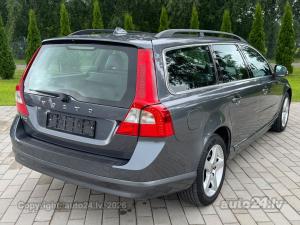 Black Volvo V70 2010 in Tartu, with an engine capacity of 2.00 L and mileage of 229 thousand km for 6690 €, photo 3 on AUTOMOTO.COM.LV