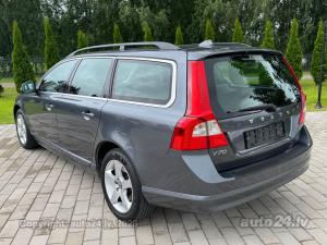 Black Volvo V70 2010 in Tartu, with an engine capacity of 2.00 L and mileage of 229 thousand km for 6690 €, photo 5 on AUTOMOTO.COM.LV