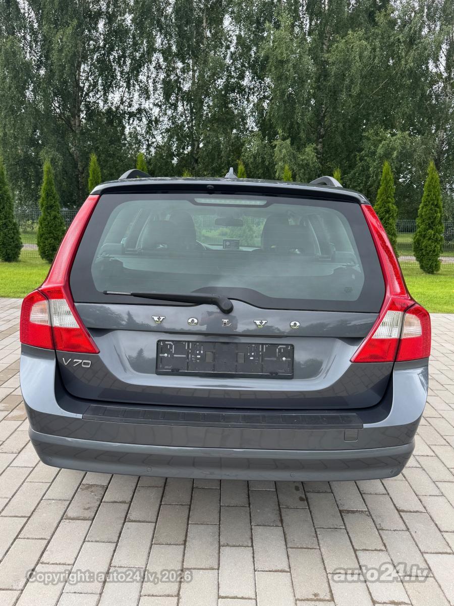 Black Volvo V70 2010 in Tartu, with an engine capacity of 2.00 L and mileage of 229 thousand km for 6690 €, photo 15 on AUTOMOTO.COM.LV
