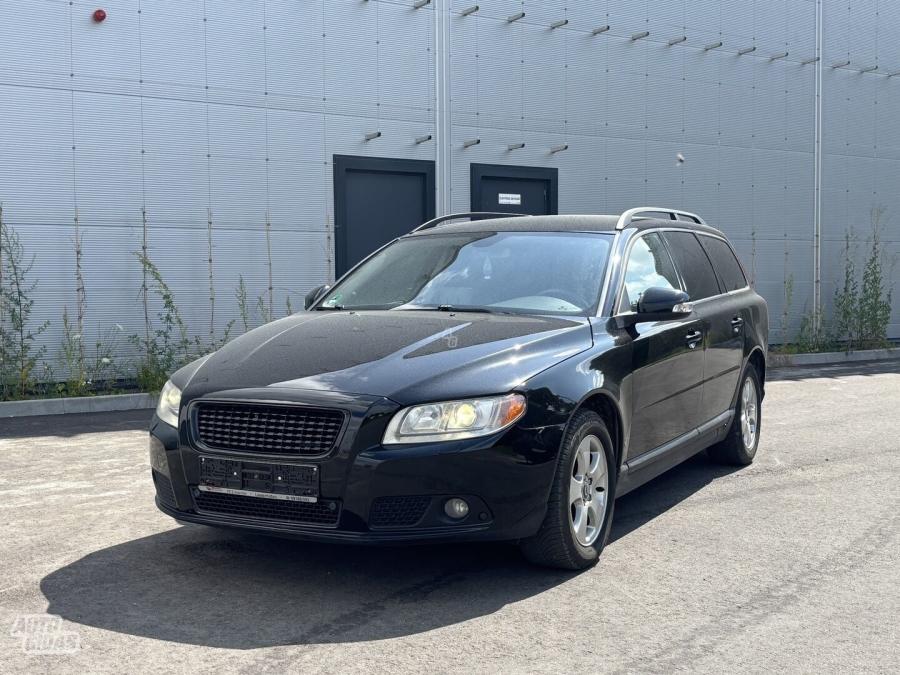 Melns Volvo V70 2010 Utena, ar dzinēja tilpumu 2.00 L un nobraukumu 262 tūkst. km par 3500 €, foto 1 vietnē AUTOMOTO.COM.LV