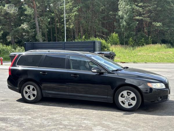Черный Вольво В70 2010 в Утена, объемом двигателя 2.00 л и пробегом 262 тыс. км за 3500 €, фото 5 на AUTOMOTO.COM.LV