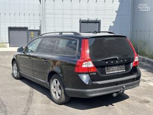 Melns Volvo V70 2010 Utena, ar dzinēja tilpumu 2.00 L un nobraukumu 262 tūkst. km par 3500 €, foto 8 vietnē AUTOMOTO.COM.LV