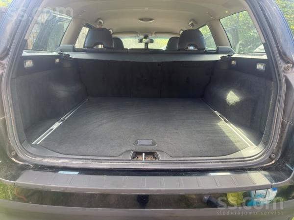 Black Volvo V70 2010 in Tukums, with an engine capacity of 2.00 L and mileage of 329 thousand km for 3800 €, photo 8 on AUTOMOTO.COM.LV
