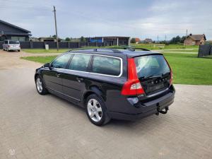 Melns Volvo V70 2010 Raseiniai, ar dzinēja tilpumu 2.00 L un nobraukumu 318 tūkst. km par 2999 €, foto 4 vietnē AUTOMOTO.COM.LV