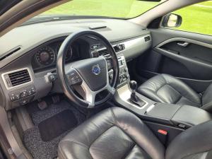 Melns Volvo V70 2010 Raseiniai, ar dzinēja tilpumu 2.00 L un nobraukumu 318 tūkst. km par 2999 €, foto 11 vietnē AUTOMOTO.COM.LV