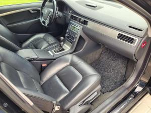 Melns Volvo V70 2010 Raseiniai, ar dzinēja tilpumu 2.00 L un nobraukumu 318 tūkst. km par 2999 €, foto 13 vietnē AUTOMOTO.COM.LV