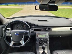 Melns Volvo V70 2010 Raseiniai, ar dzinēja tilpumu 2.00 L un nobraukumu 318 tūkst. km par 2999 €, foto 14 vietnē AUTOMOTO.COM.LV