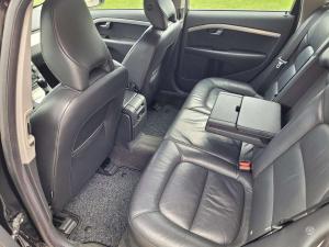 Melns Volvo V70 2010 Raseiniai, ar dzinēja tilpumu 2.00 L un nobraukumu 318 tūkst. km par 2999 €, foto 15 vietnē AUTOMOTO.COM.LV