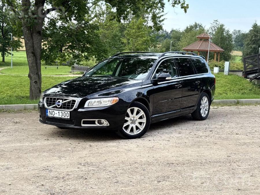 Melns Volvo V70 2010 Tukums, ar dzinēja tilpumu 2.40 L un nobraukumu 394 tūkst. km par 5500 €, foto 3 vietnē AUTOMOTO.COM.LV
