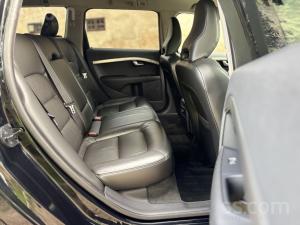 Melns Volvo V70 2010 Tukums, ar dzinēja tilpumu 2.40 L un nobraukumu 394 tūkst. km par 5500 €, foto 9 vietnē AUTOMOTO.COM.LV