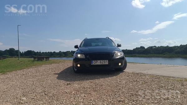 Melns Volvo V70 2010 Aizkraukle, ar dzinēja tilpumu 2.00 L un nobraukumu 262 tūkst. km par 5100 €, foto 2 vietnē AUTOMOTO.COM.LV