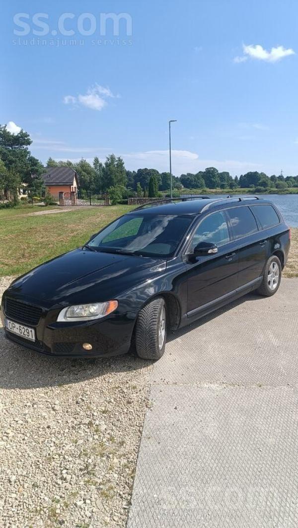Melns Volvo V70 2010 Aizkraukle, ar dzinēja tilpumu 2.00 L un nobraukumu 262 tūkst. km par 5100 €, foto 5 vietnē AUTOMOTO.COM.LV
