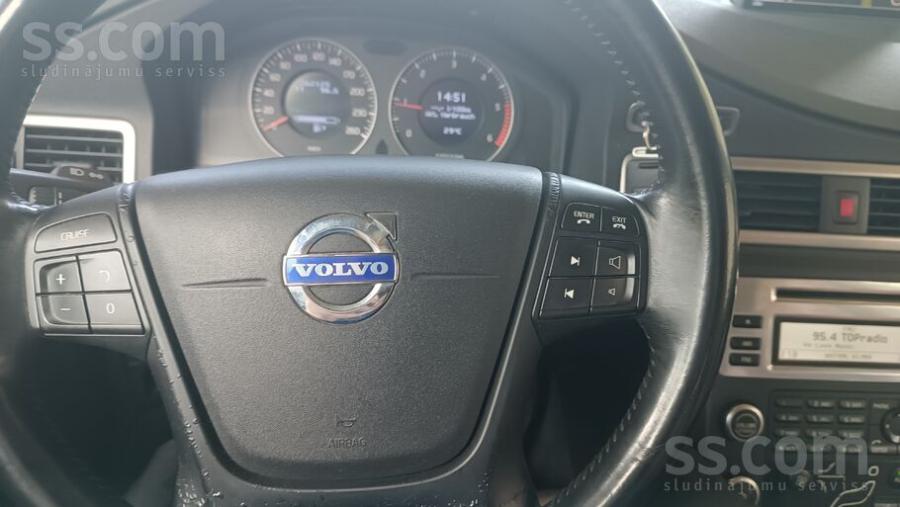 Melns Volvo V70 2010 Aizkraukle, ar dzinēja tilpumu 2.00 L un nobraukumu 262 tūkst. km par 5100 €, foto 12 vietnē AUTOMOTO.COM.LV