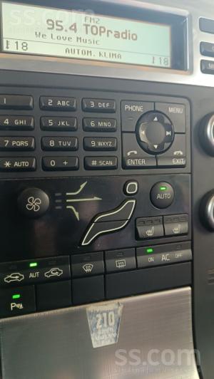 Melns Volvo V70 2010 Aizkraukle, ar dzinēja tilpumu 2.00 L un nobraukumu 262 tūkst. km par 5100 €, foto 14 vietnē AUTOMOTO.COM.LV