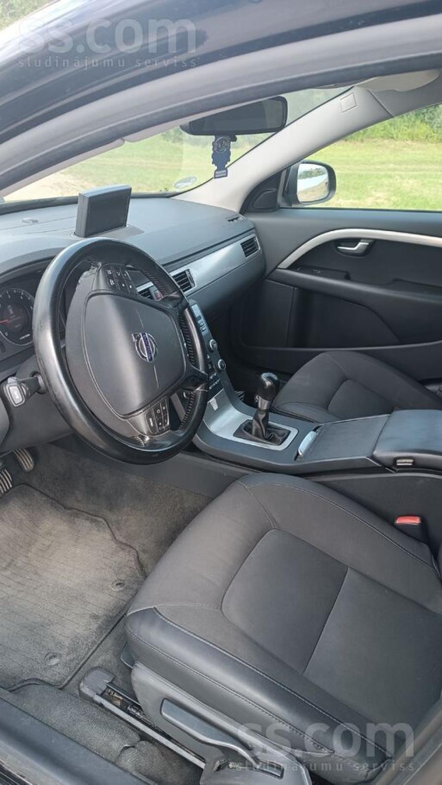 Melns Volvo V70 2010 Aizkraukle, ar dzinēja tilpumu 2.00 L un nobraukumu 262 tūkst. km par 5100 €, foto 19 vietnē AUTOMOTO.COM.LV