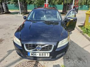 Черный Вольво В70 2010 в Рига, объемом двигателя 2.00 л и пробегом 344 тыс. км за 2500 €, фото  на AUTOMOTO.COM.LV