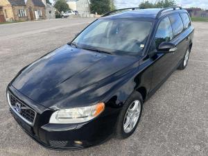 Black Volvo V70 2010 in Siauliai, with an engine capacity of 2.00 L and mileage of 280 thousand km for 3950 €, photo 11 on AUTOMOTO.COM.LV