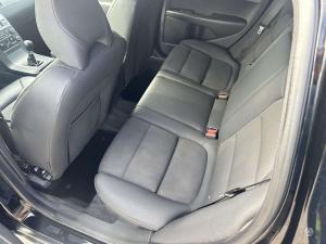 Black Volvo V70 2010 in Siauliai, with an engine capacity of 2.00 L and mileage of 280 thousand km for 3950 €, photo 15 on AUTOMOTO.COM.LV