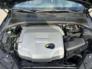 Black Volvo V70 2010 in Siauliai, with an engine capacity of 2.00 L and mileage of 280 thousand km for 3950 €, photo 20 on AUTOMOTO.COM.LV