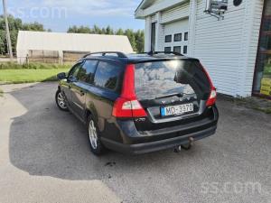 Melns Volvo V70 2010 Jelgava, ar dzinēja tilpumu 2.00 L un nobraukumu 327 tūkst. km par 3200 €, foto  vietnē AUTOMOTO.COM.LV