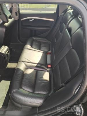 Melns Volvo V70 2010 Jelgava, ar dzinēja tilpumu 2.00 L un nobraukumu 327 tūkst. km par 3200 €, foto 15 vietnē AUTOMOTO.COM.LV