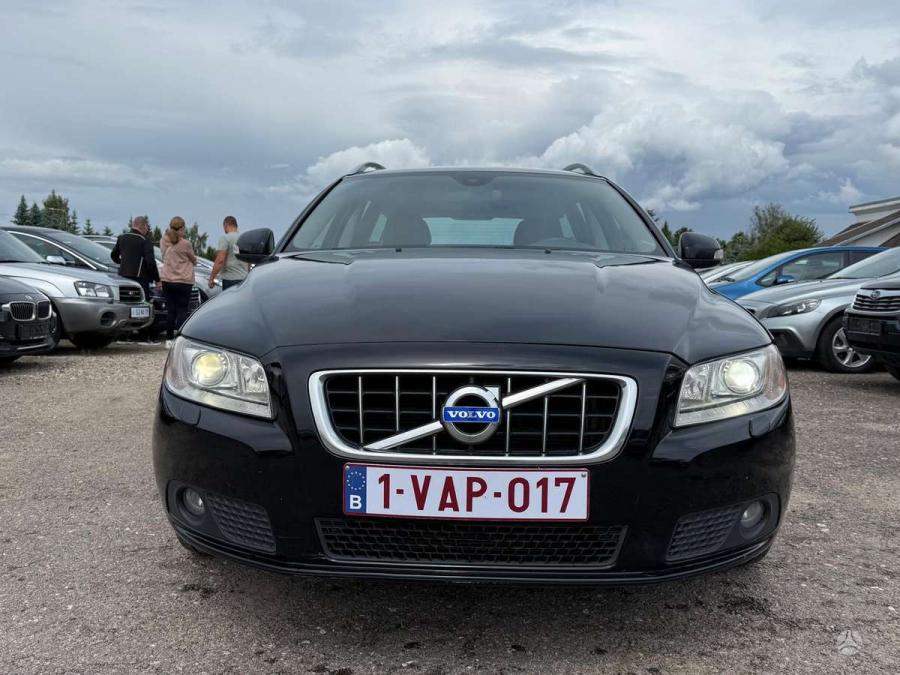 Черный Вольво В70 2010 в Утена, объемом двигателя 2.00 л и пробегом 320 тыс. км за 3990 €, фото 9 на AUTOMOTO.COM.LV