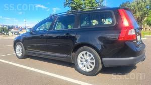Melns Volvo V70 2010 Jelgava, ar dzinēja tilpumu 2.40 L un nobraukumu 394 tūkst. km par 3900 €, foto 3 vietnē AUTOMOTO.COM.LV