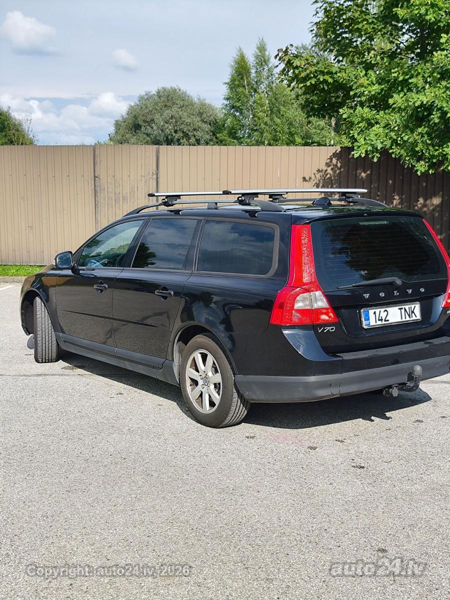 Melns Volvo V70 2010 Tallina, ar dzinēja tilpumu 2.00 L un nobraukumu 162 tūkst. km par 6800 €, foto 4 vietnē AUTOMOTO.COM.LV