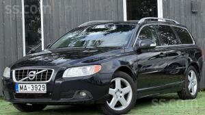 Melns Volvo V70 2010 Rīga, ar dzinēja tilpumu 2.40 L un nobraukumu 352 tūkst. km par 3650 €, foto  vietnē AUTOMOTO.COM.LV