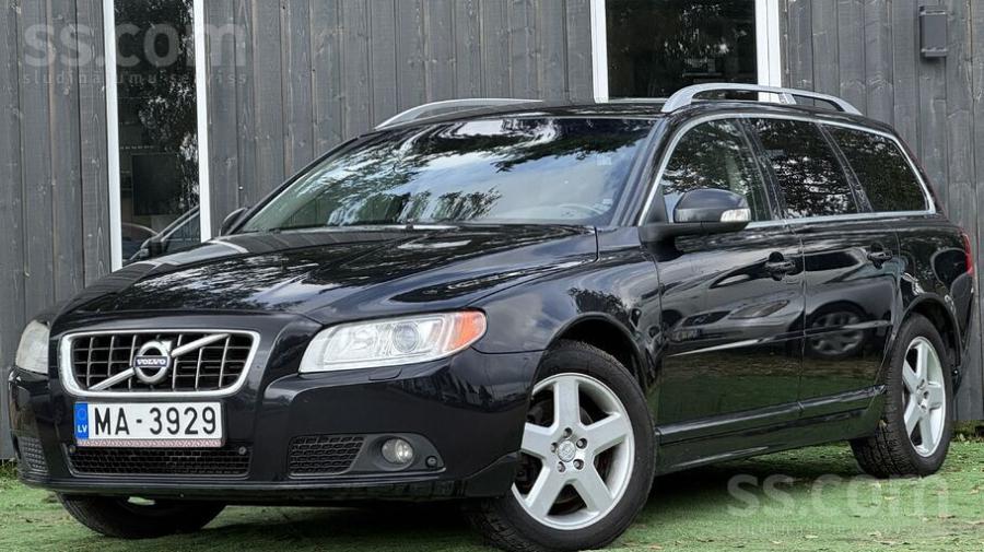 Black Volvo V70 2010 in Riga, with an engine capacity of 2.40 L and mileage of 352 thousand km for 3650 €, photo 1 on AUTOMOTO.COM.LV