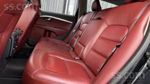 Black Volvo V70 2010 in Riga, with an engine capacity of 2.40 L and mileage of 352 thousand km for 3650 €, photo 9 on AUTOMOTO.COM.LV