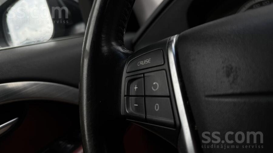 Black Volvo V70 2010 in Riga, with an engine capacity of 2.40 L and mileage of 352 thousand km for 3650 €, photo 15 on AUTOMOTO.COM.LV