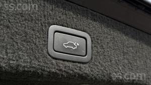 Black Volvo V70 2010 in Riga, with an engine capacity of 2.40 L and mileage of 352 thousand km for 3650 €, photo 19 on AUTOMOTO.COM.LV