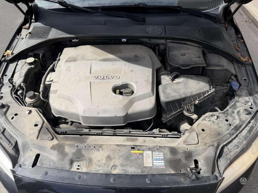 Melns Volvo V70 2010 Klaipėda, ar dzinēja tilpumu 2.00 L un nobraukumu 317 tūkst. km par 4000 €, foto 12 vietnē AUTOMOTO.COM.LV