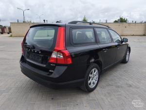 Melns Volvo V70 2010 Marijampole, ar dzinēja tilpumu 2.00 L un nobraukumu 288 tūkst. km par 3900 €, foto 4 vietnē AUTOMOTO.COM.LV