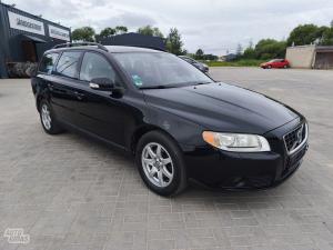 Melns Volvo V70 2010 Marijampole, ar dzinēja tilpumu 2.00 L un nobraukumu 288 tūkst. km par 3900 €, foto 5 vietnē AUTOMOTO.COM.LV